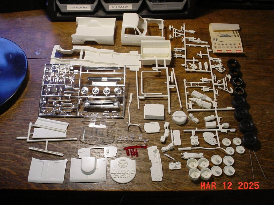 MPC '73 Dodge Pickup Customizing Kit 1/25 Model Kit UPRM | eBay
