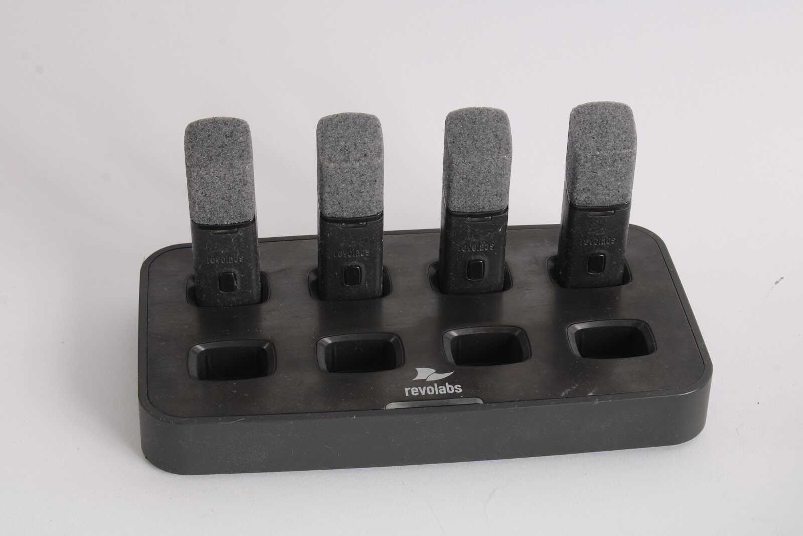 Revolabs 01-HDEXEC-NM Executive W/ 4x 01-HDTBLMIC-DR-11 Mics & 02 ...