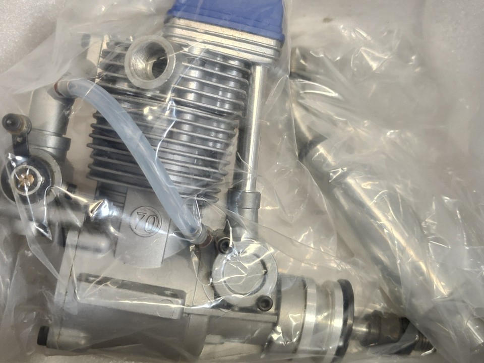 Magnum XL Series Model Aircraft Engine (XLFS70AR) Blue Four Stroke ...
