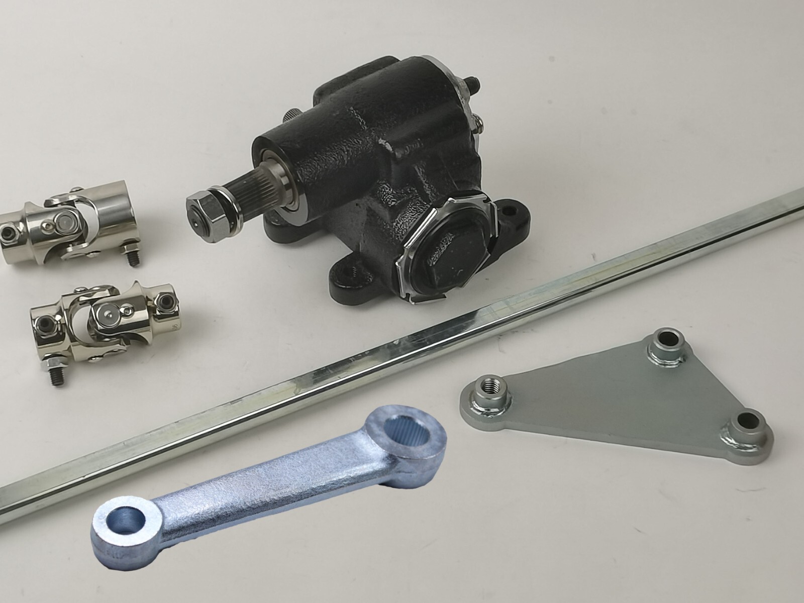 Vega Steering Box + Pitman Arm + Bracket +2 U Joints + 22" DD Steering ...
