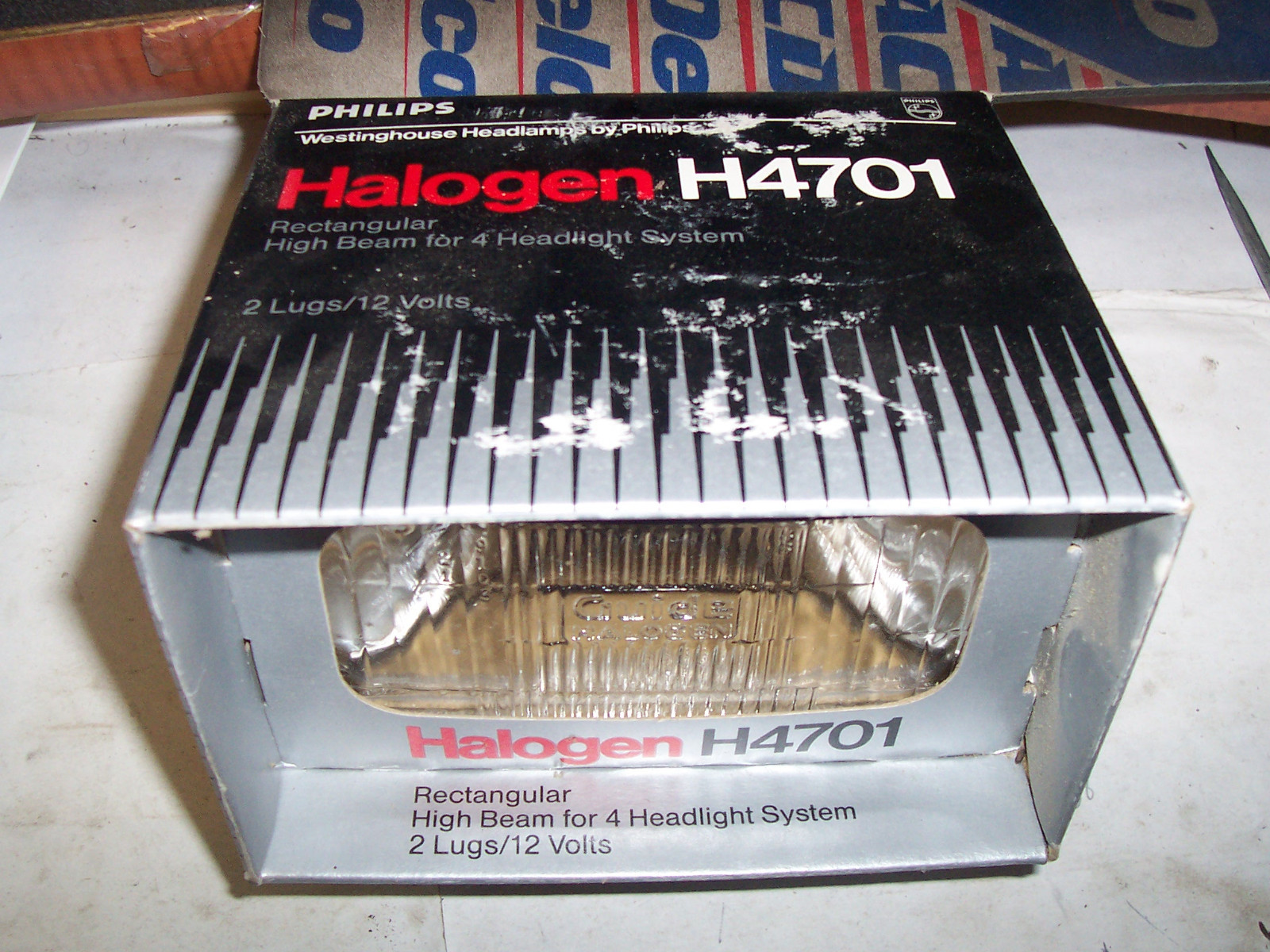 H4701 PHILIPS -12VOLT--HALOGEN-- Headlight-new HIGH BEAM -SMALL ...