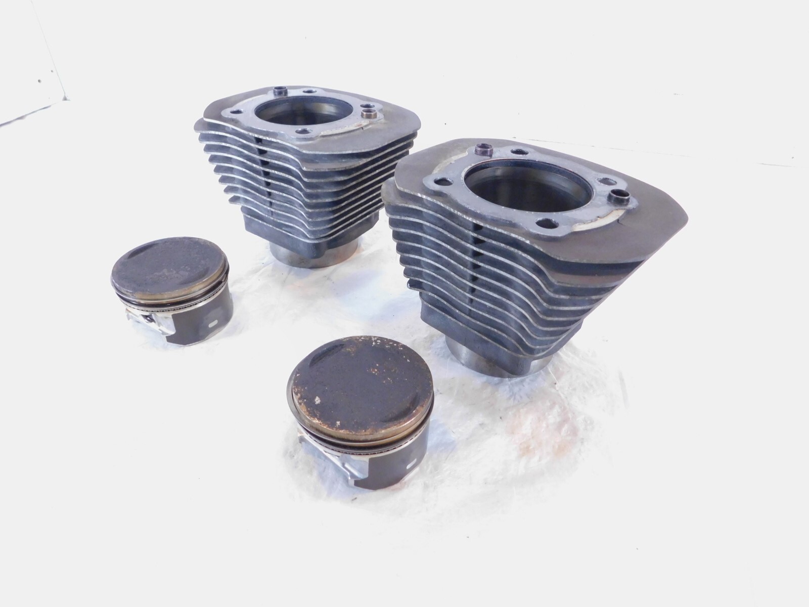 Harley Sportster Seventy Two XL1200V Gray Engine Cylinder Barrel Jugs w ...