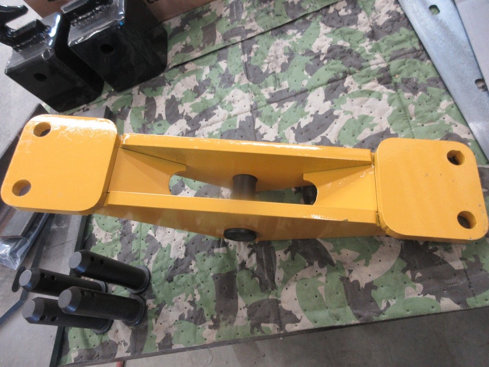 John Deere 450 550 650 H J K P Dozer Hitch with Pin AT400408 | eBay