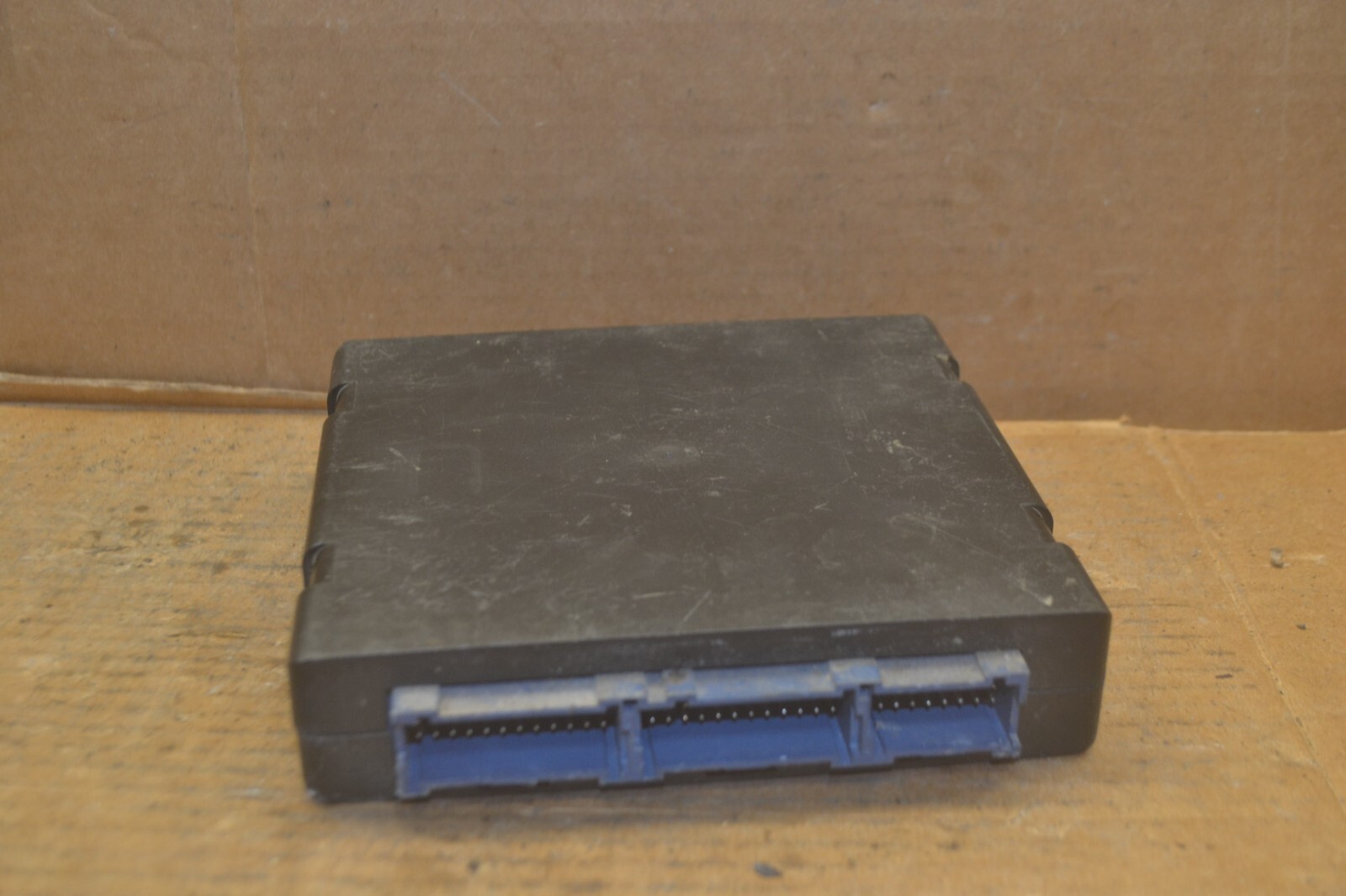 2002-2005 Chevrolet Astro Body Control Unit BCM 15095334 Module 481 ...