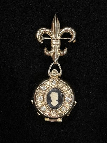 Vintage CORO Gold Tone Fleur De Lis/Cameo 4-Way Locket Brooch | eBay