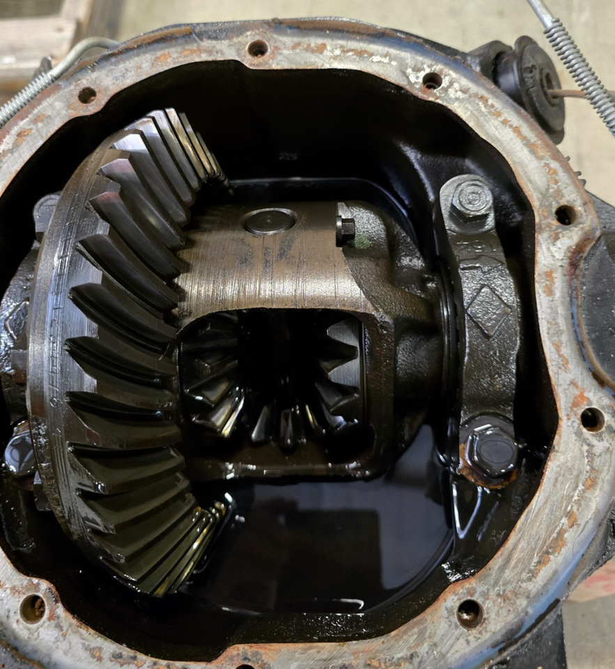 65-72 Oldsmobile 442 Rear Axle Differential Assembly SJ Open 2.56 ...