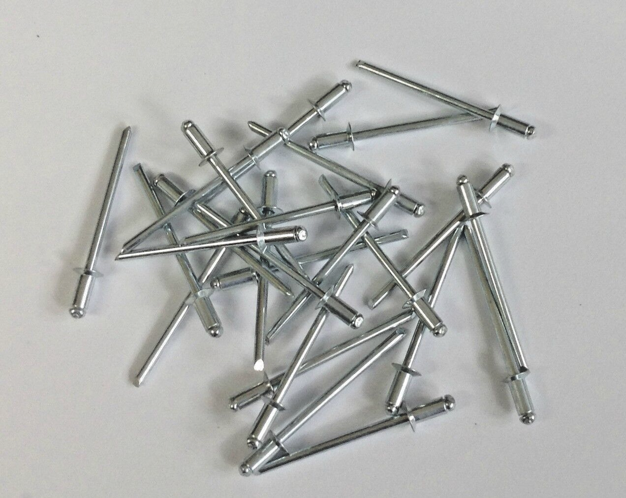 1200pc Rivet Gun Counter Sunk Steel Small Pop Blind Rivet 3/16" Grip 1/ ...