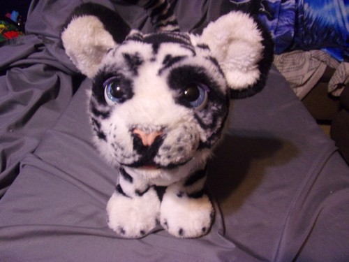 2017 FurReal Friends Roarin Ivory Interactive White Tiger - Toys R Us ...