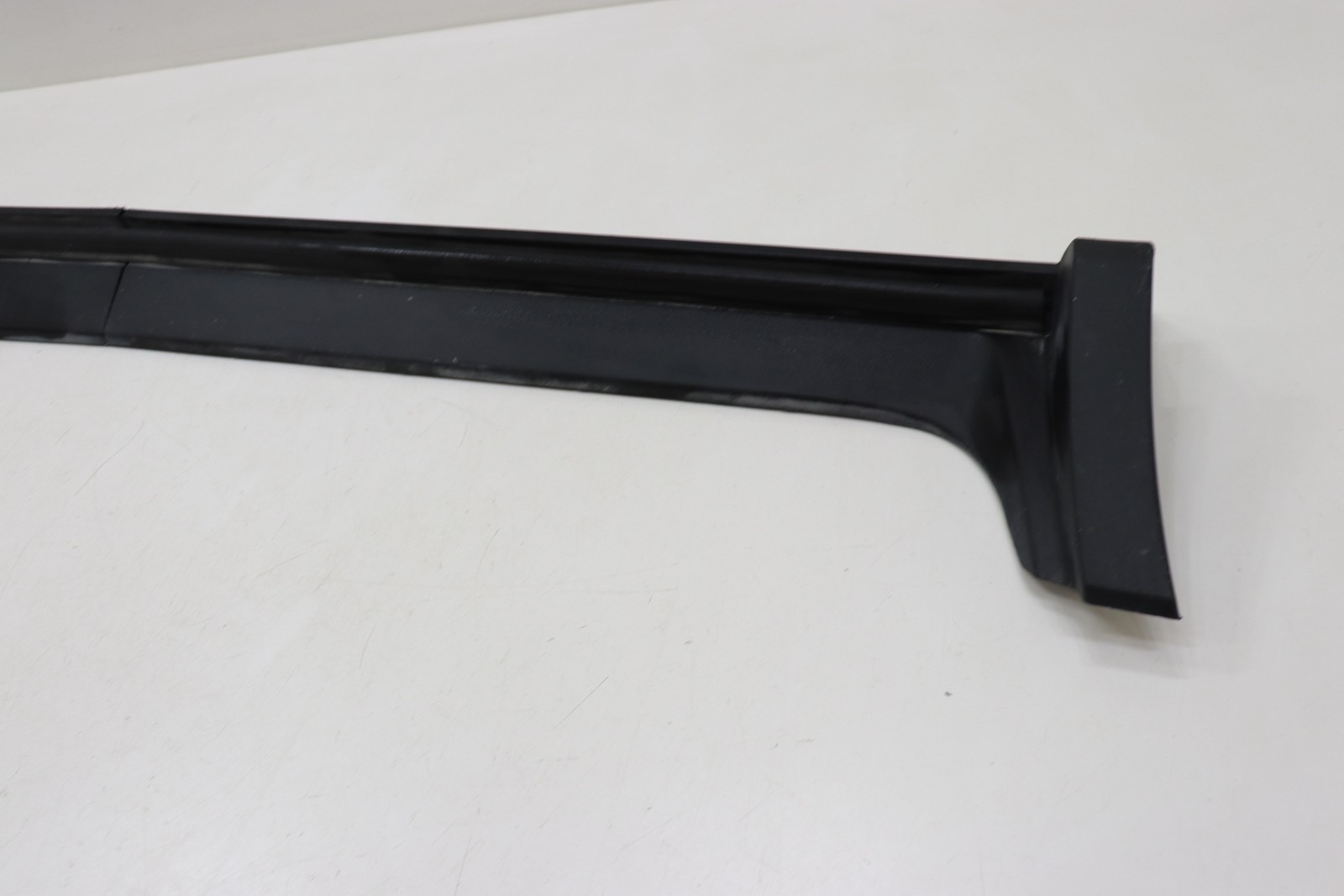 2018 - 2024 CHEVROLET EQUINOX RIGHT SIDE ROCKER MOLDING COVER PANEL OEM ...