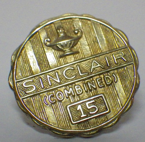 Vintage 14K Yellow Gold Sinclair Oil & Gas 15 Year Service Lapel Pin 2. ...