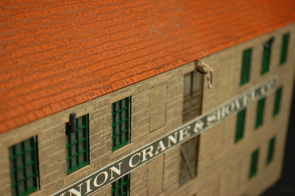 HO 1:87 Scale IHC Mill Union Crane & Shovel Building Built & Painted ...