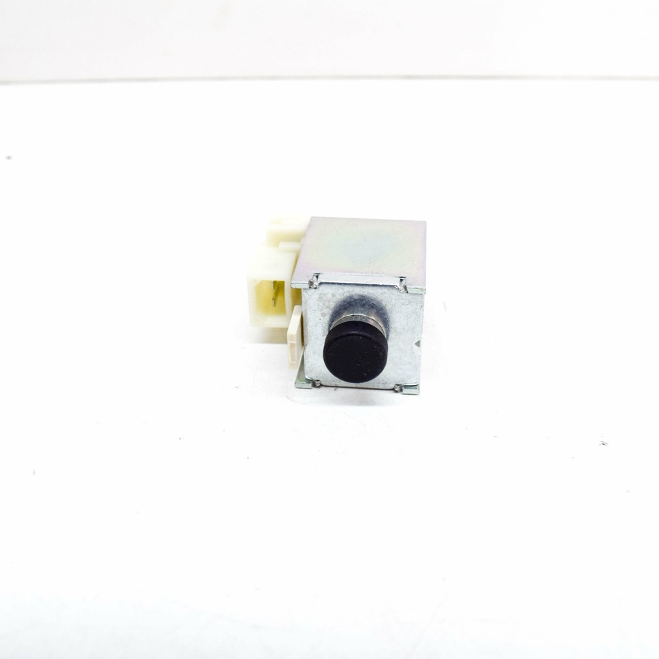 NEW AUDI A6 C6 SHIFT INTERLOCK SOLENOID ELECTROMAGNET 4F0927353A 4F0 ...