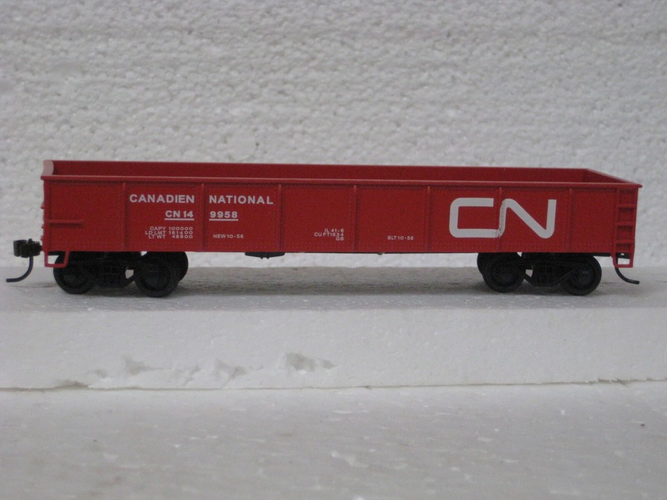 HO BACHMANN RAIL CHIEF TRAIN SET BNSF LOCO & 4 CARS *NO ORIGINAL BOX ...