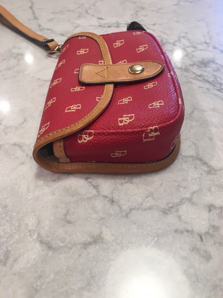 Awesome Red Authentic Dooney & Bourke DB LOGO Mini Designer Wristlet ...