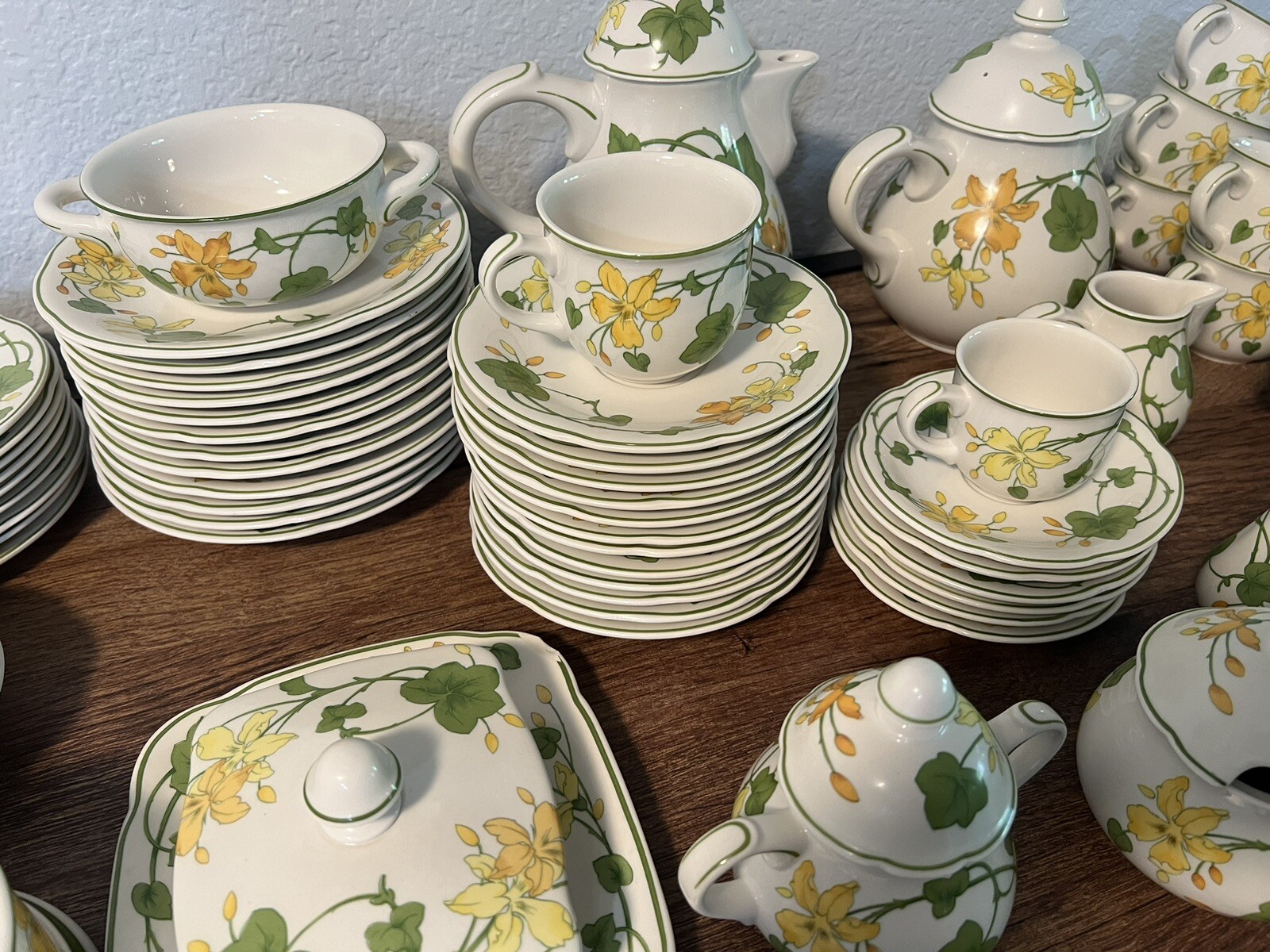 Villeroy & Boch VTG Geranium Pattern Dinnerware Set 124 Piece Grouping ...