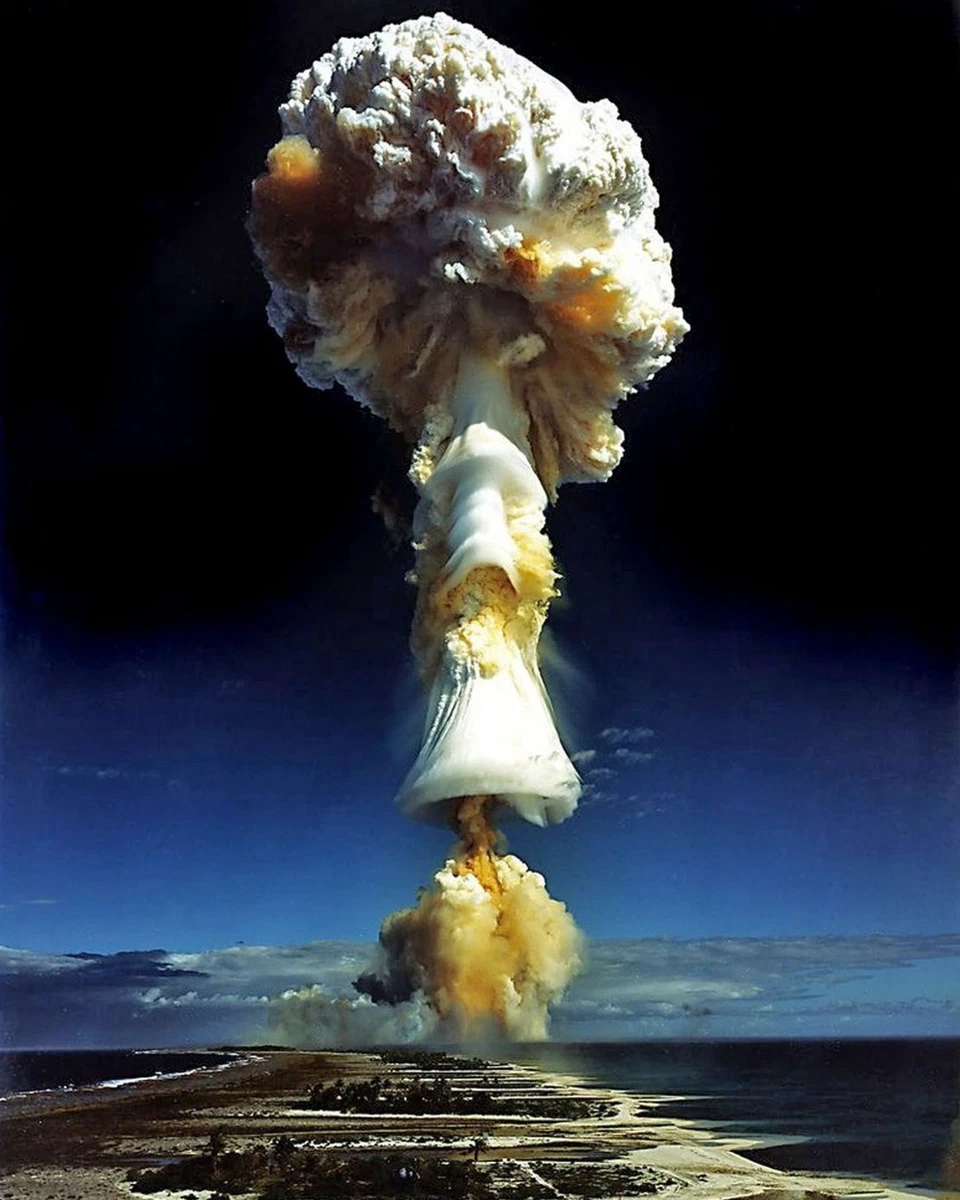 Atomic Bomb Mushroom Cloud Ww2