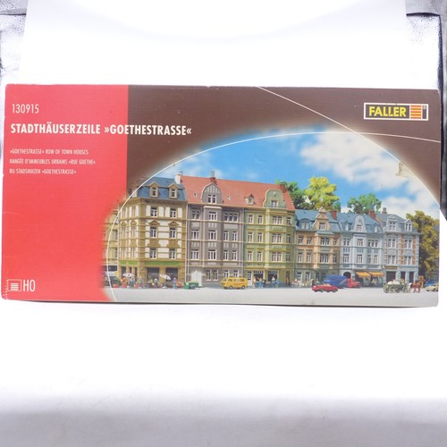 Faller H0 Bausatz Set 130915 Stadthäuserzeile Goethestrasse in OVP ...