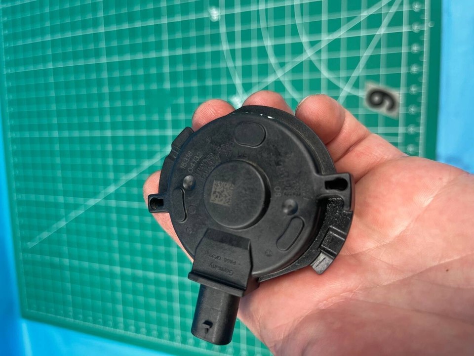 2016-24 Mini Cooper CLUBMAN OEM Vanos Actuator Solenoid Valve 7614288 ...