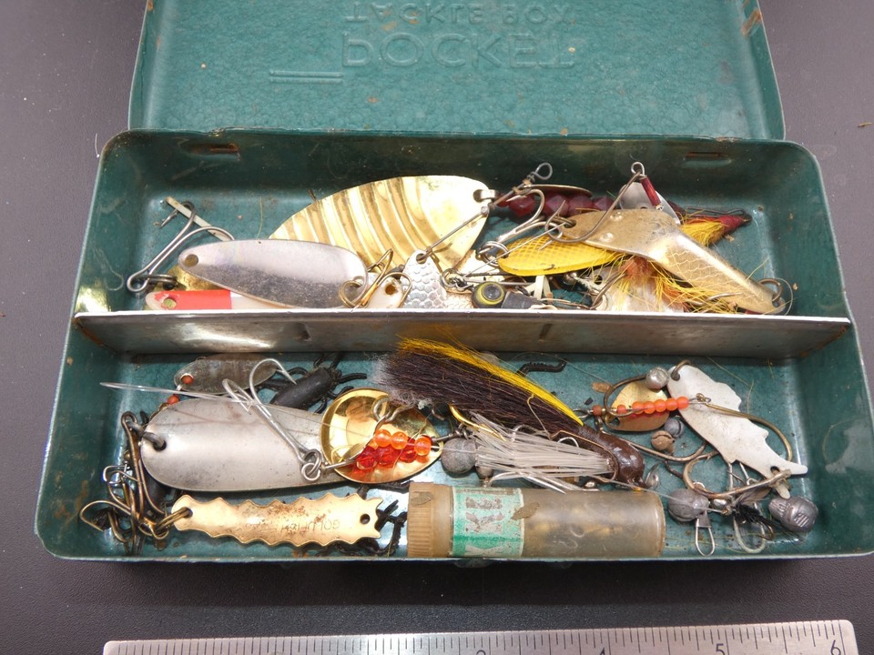 Vintage Metal Pocket Tackle Box LOADED Old Fishing Tackle Spoons Lures ...