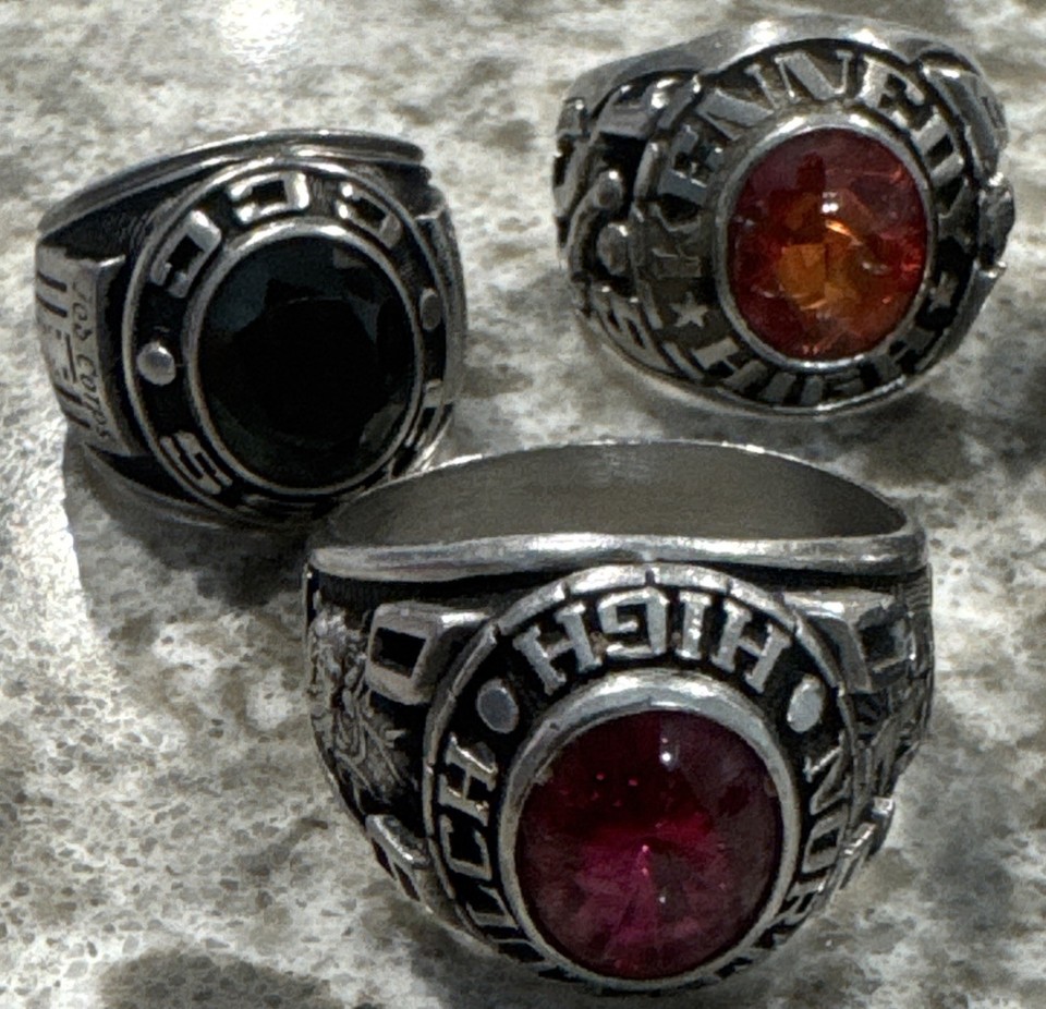 Men's Class Rings Lot of 5 Vintage Mixed Metals Ult, Platfium 82.3g ...