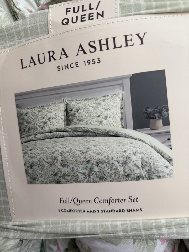 LAURA ASHLEY Bramble Floral Pink, Yellow Cotton Full/Queen Comforter ...