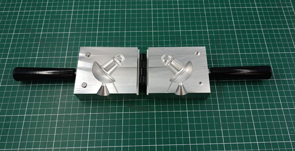 CNC machined aluminum molds for 16oz decoy anchor mushroom lead weight ...