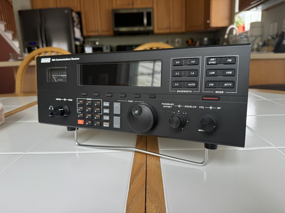 Drake R8A Communications Receiver – Excellent Condition, Collector’s ...