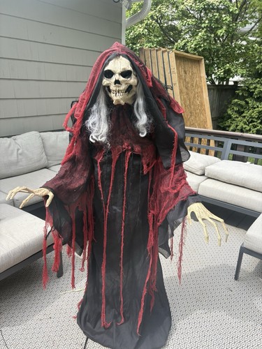Spirit Halloween Rising Reaper Of Death Animatronic Lifesize Prop Decor ...