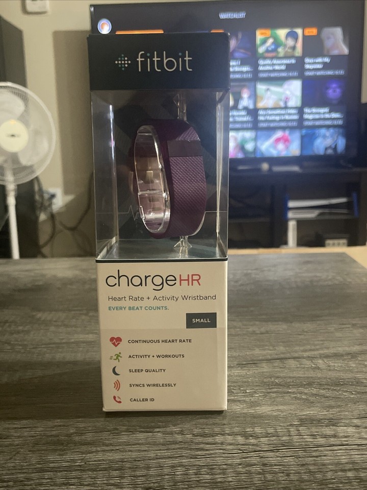 Fitbit Charge HR Wireless Activity Wristband-Purple,Small,Charger ...