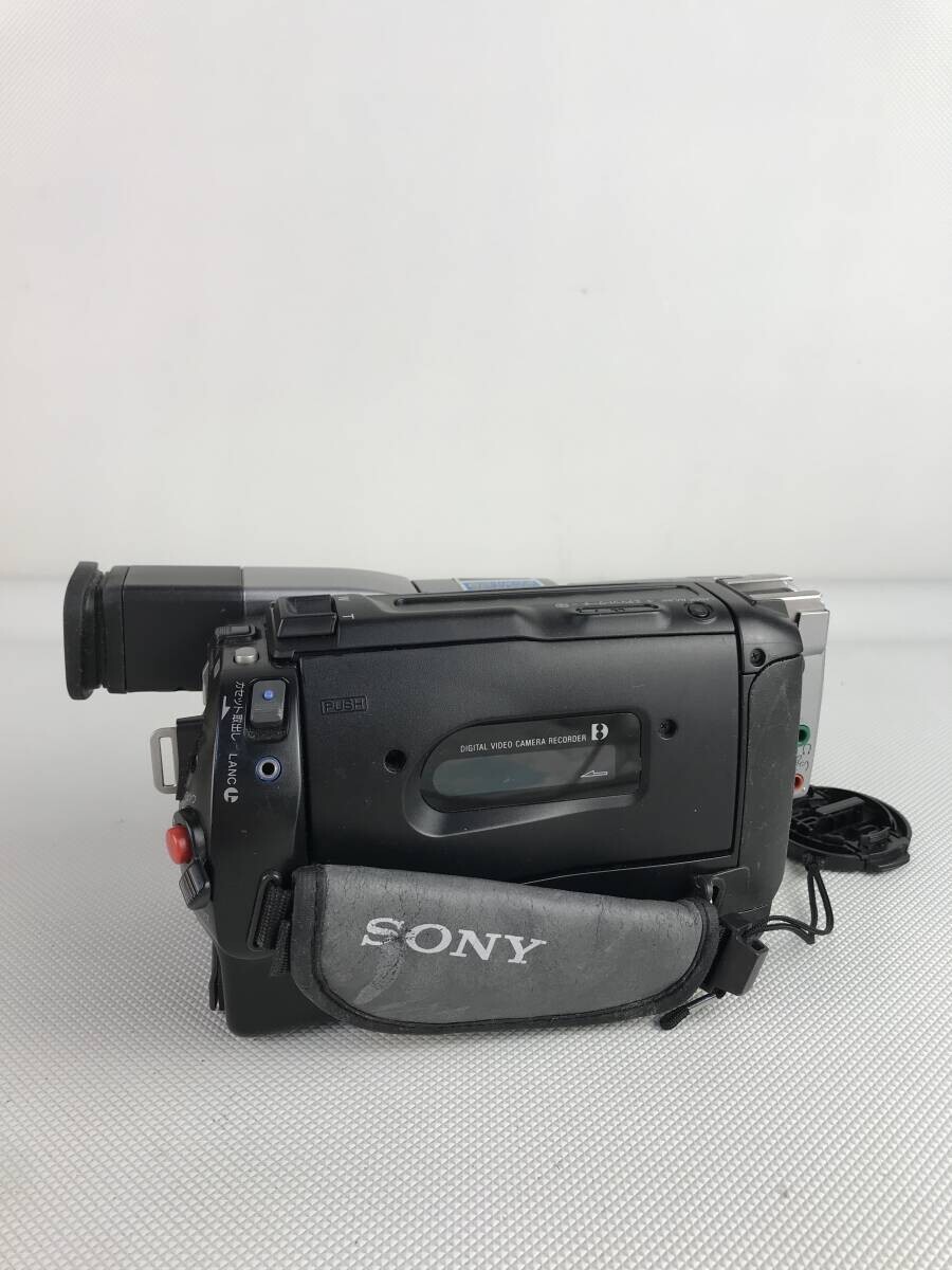 SONY DCR-TRV310 Digital Video Camera Recorder Handycam Digital 8 Night ...