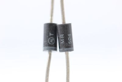 MR504 MOTOROLA DIODE NOS (ancien stock neuf) 1 pièce. C495U30F010714 | eBay