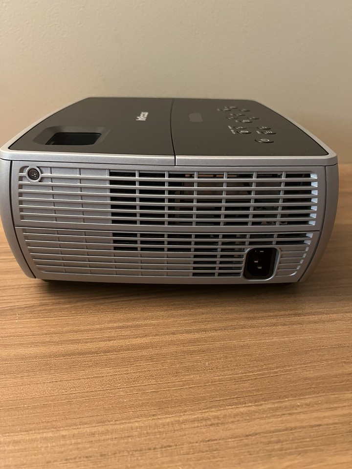 InFocus IN2106 DLP Multimedia Video Projector | eBay