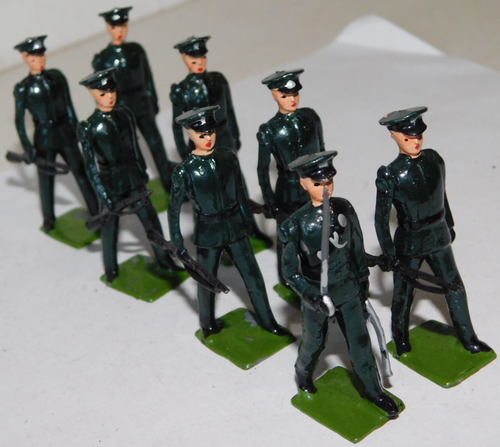 Old BRITAINS 1950s Lead, British Rifle Brigade Marching at Trail, 8 Pc ...