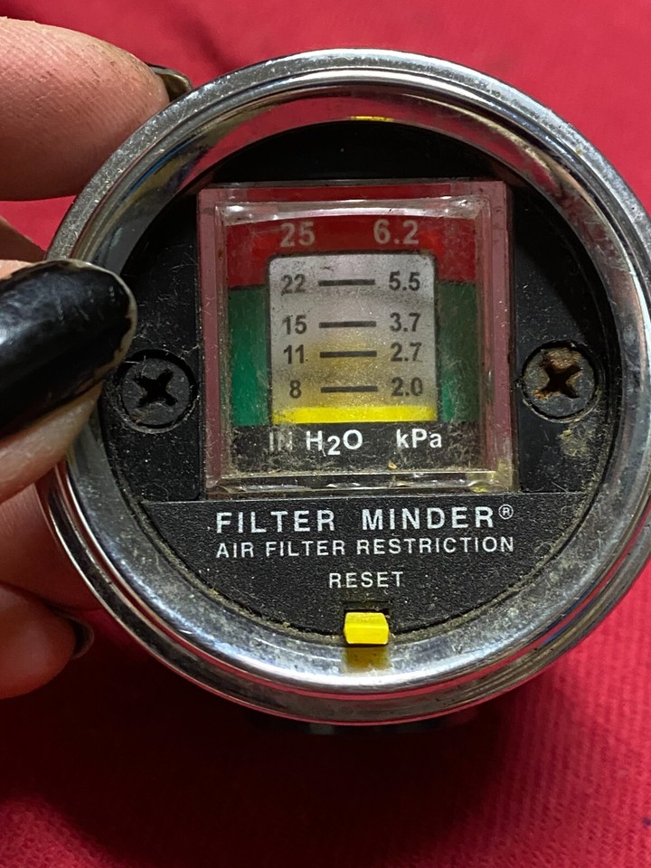 Engineered Products Filter Minder Air Filter Restriction Gauge 168502-01125