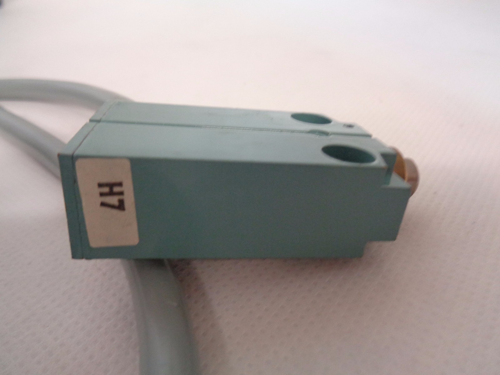 NEW TELEMECANIQUE XCM-A110-H7 LIMIT SWITCH | eBay