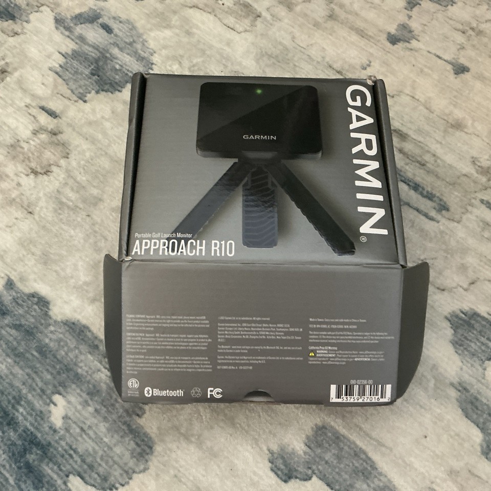 Garmin Approach R10 Golf Simulator with original box | eBay