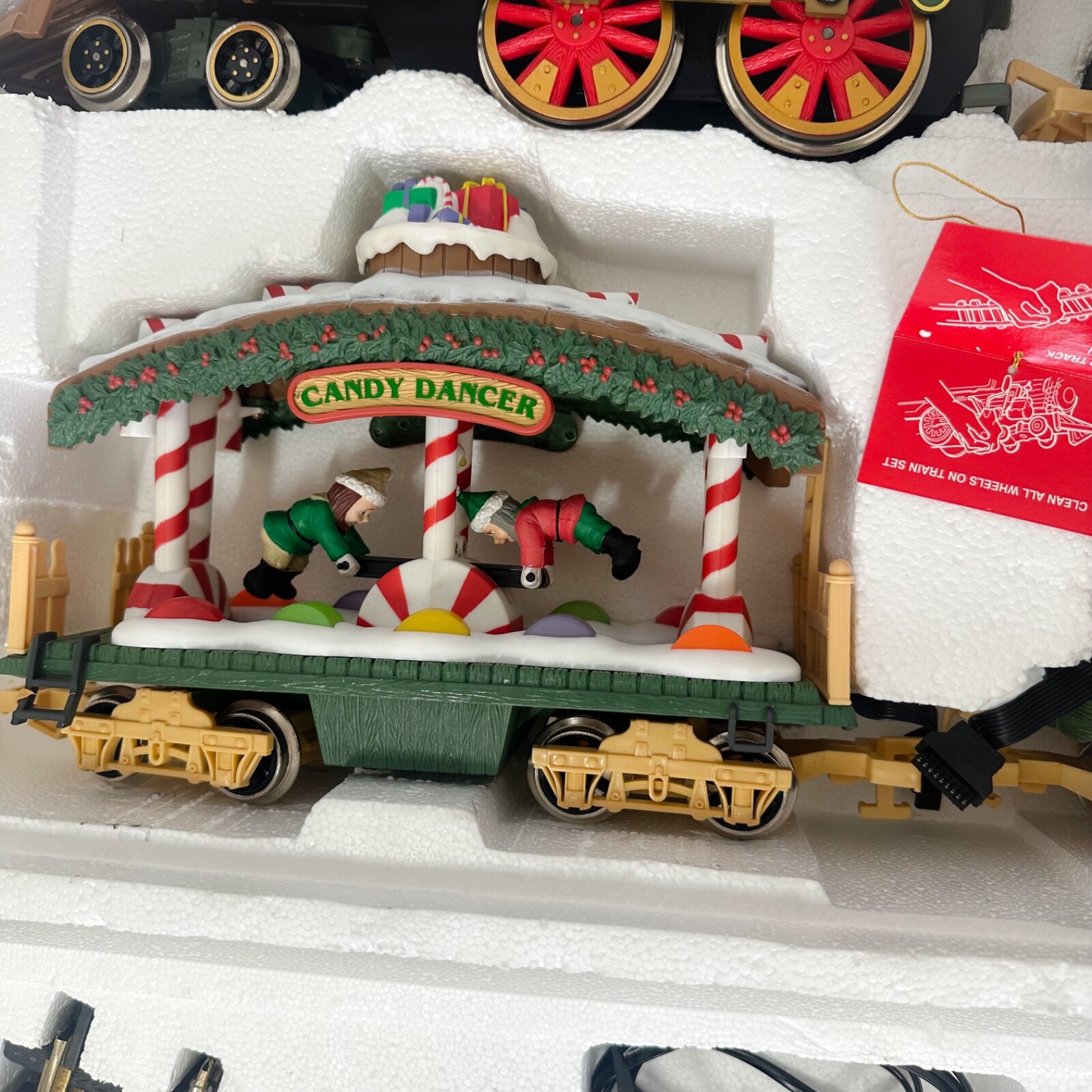 The HOLIDAY EXPRESS Animated Christmas Train Set #380 Vintage 1997 ...