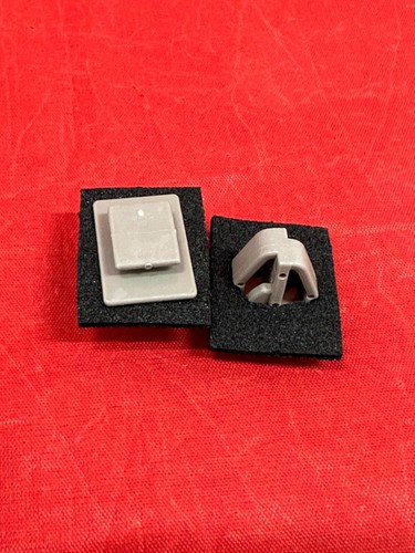 BAG OF 25 Moulding Clips w Sealer, Hyundai 87382-2W000 USA SELLER | eBay