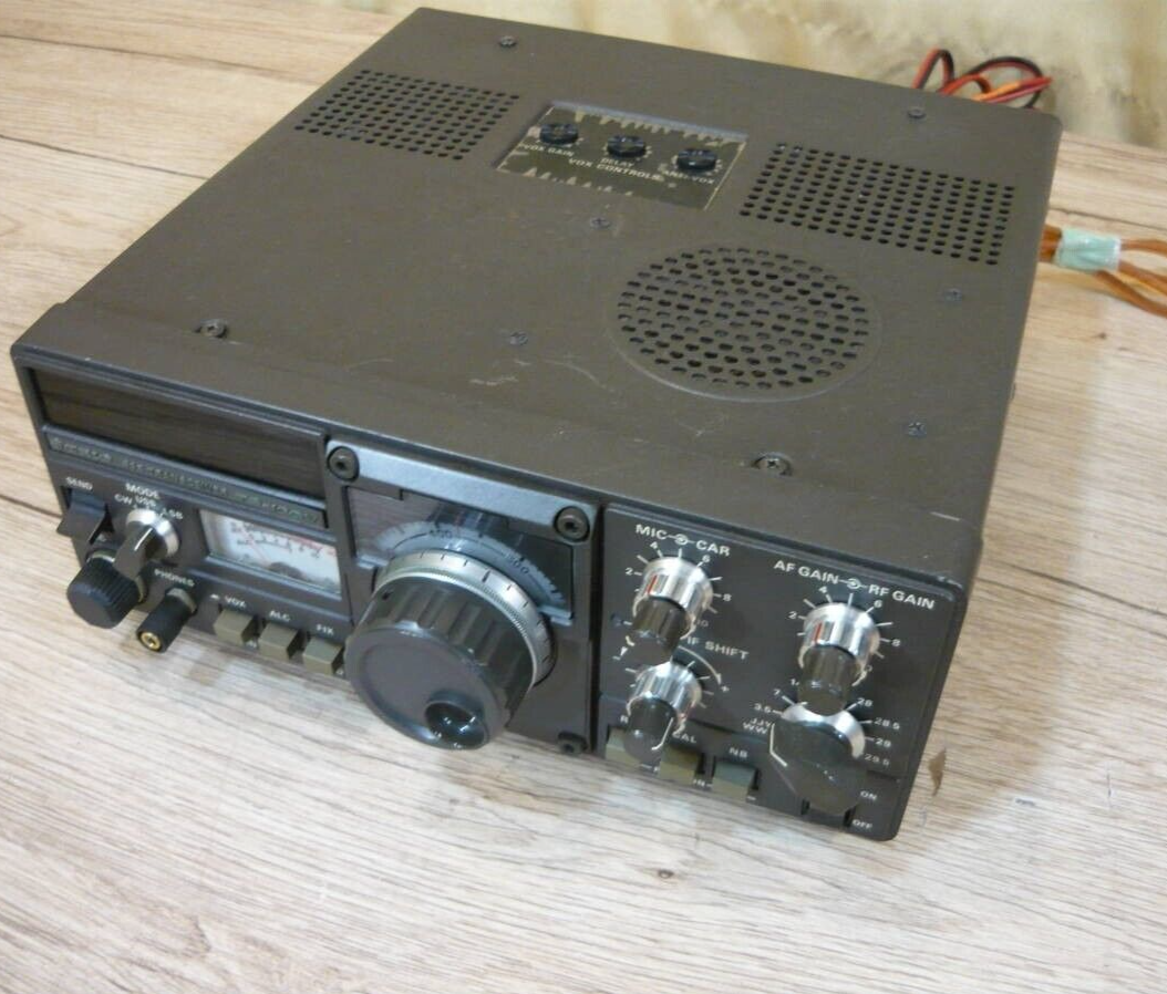 TRIO TS-120V HF Band CW/SSB 10W Transceiver Amateur Ham Radio Working ...