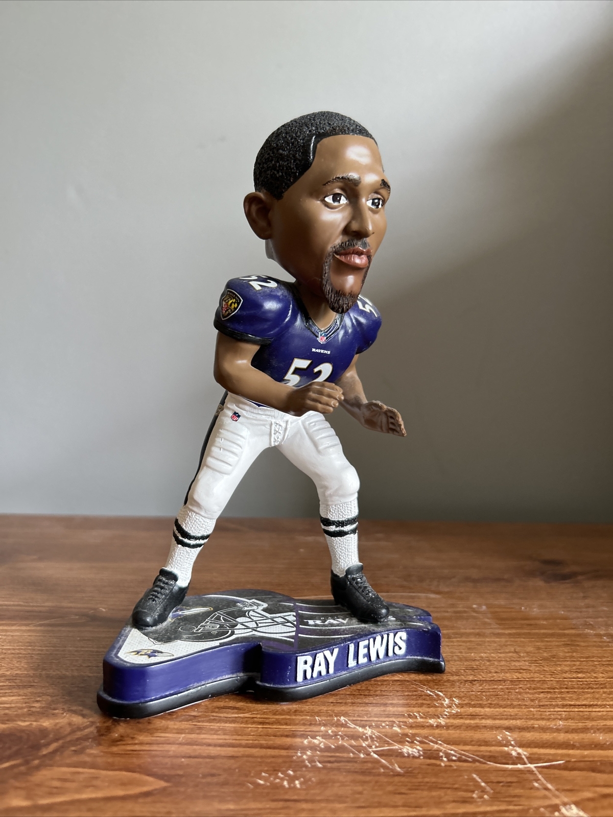 Ray Lewis Ravens Legends of the Field Forever Collectibles Bobblehead ...