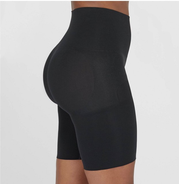 Assets by Spanx Shaping Short Remarkable Results Medium Black Style ...