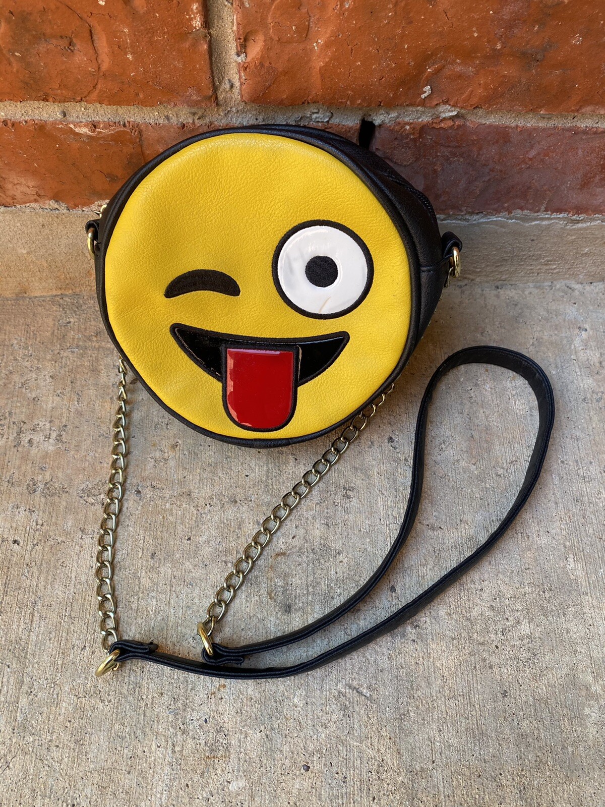 Olivia Miller Eye Wink Emoji Crossbody Round Circle P… - Gem