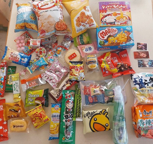 50 Exotic Japanese Korean Asian Snack Box Mystery Dagashi Ramen Chips ...