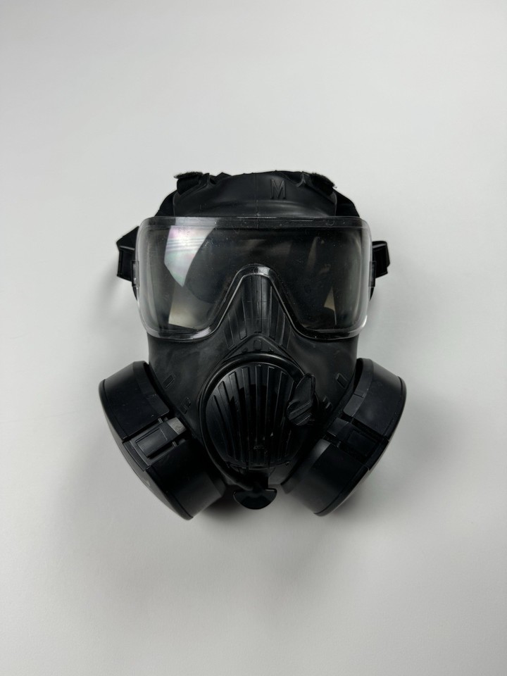 Avon FM50 Respirator Mask, US Military Gas Mask , M61, Medium Pre-owned ...