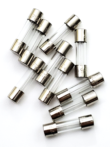 Lot of 10 Littelfuse 217 15 Amp 250 Volt 5 x 20 mm Fast Acting Glass ...