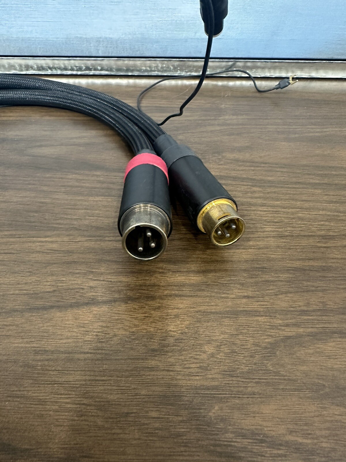 CRL Connect-it 5P/XLR Phono Cable 1 meter long Cable Research Labs ...