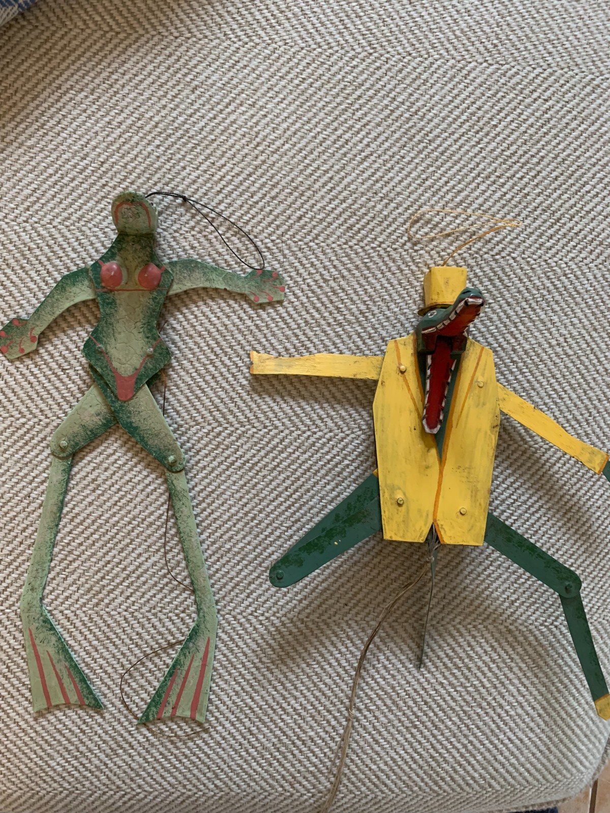 Metal Stick Figure Animated Gator & Frog Heads 12" Tall. Painted. | eBay