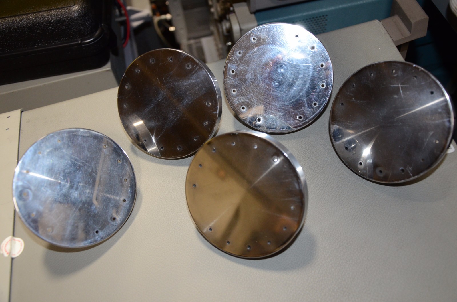 Domaille Engineering SC 12 Position Polishing Fixture Puck HDC-4000 APM ...