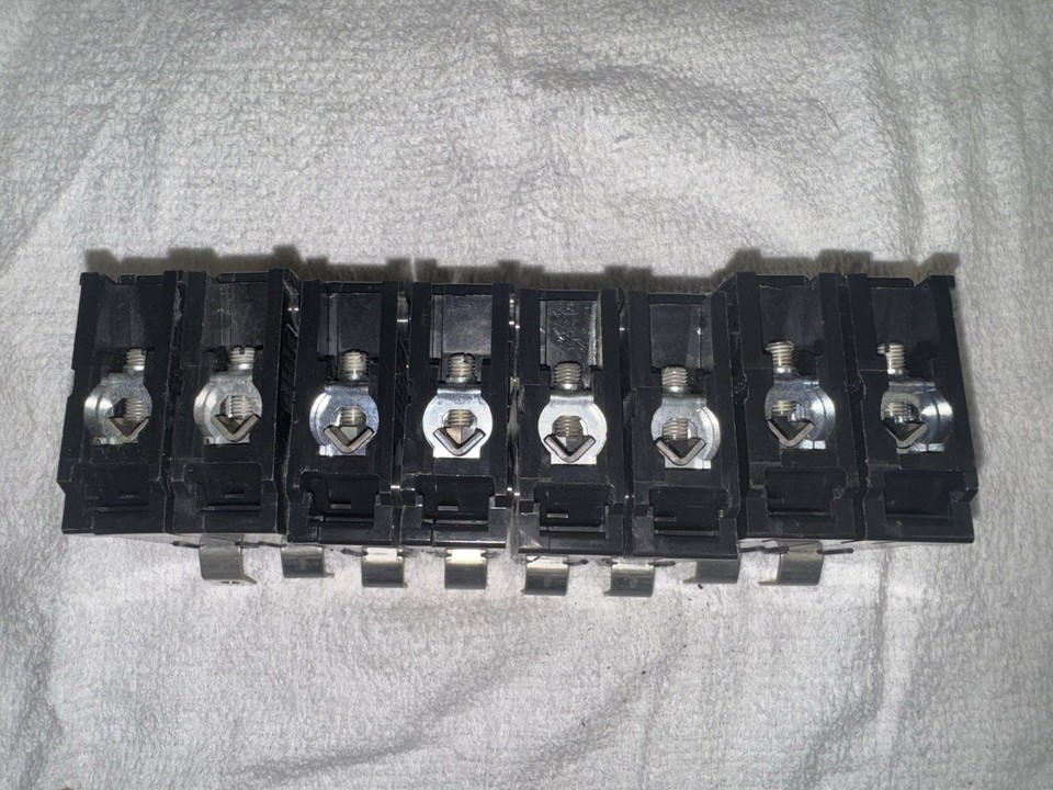 4 Cutler-Hammer Eaton BAB3050H 50 Amp Circuit Breakers | eBay