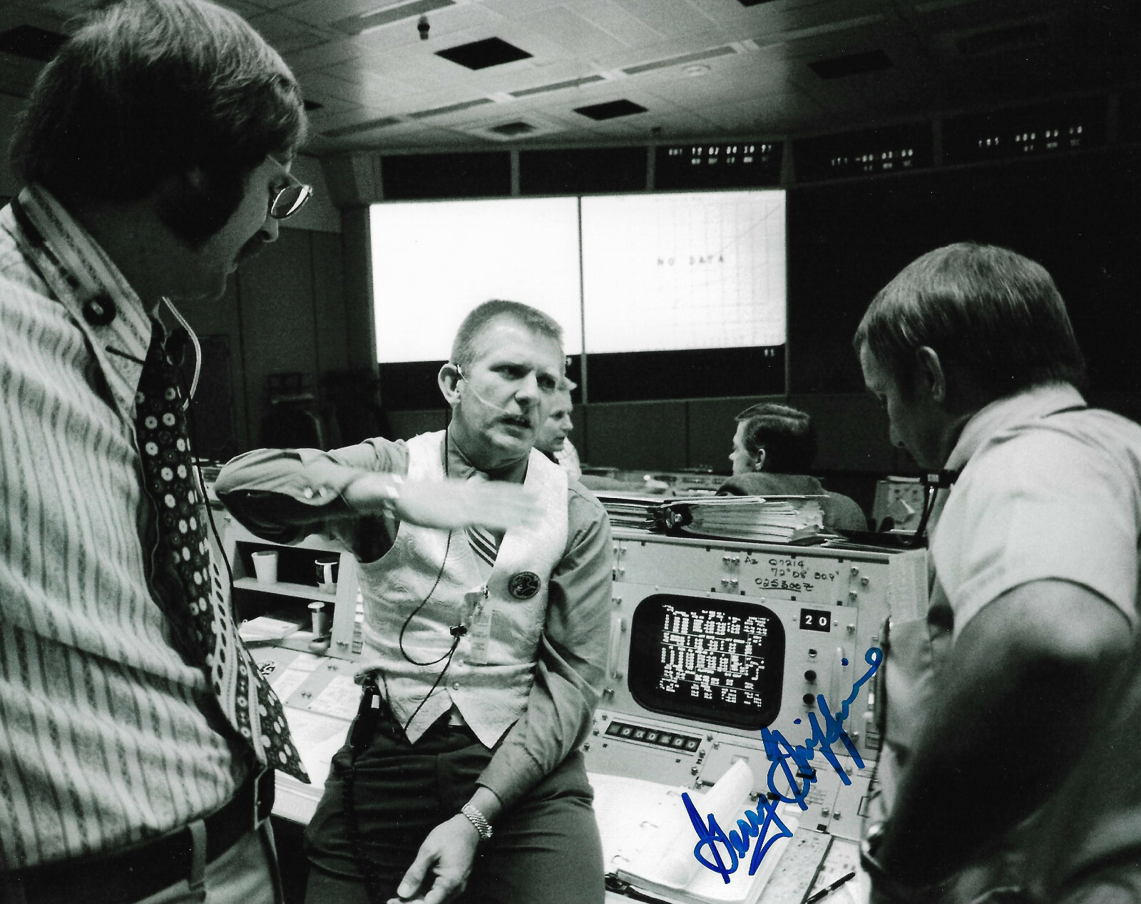 Gerry Griffin Apollo flight director NASA hand signed photo comes with ...